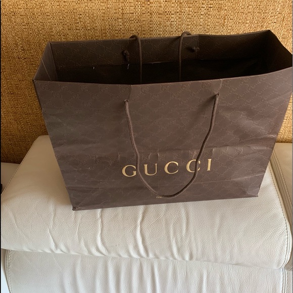 Gucci | Bags | Gucci Paper Shopping Bag Soze 914 Lightly Used | Poshmark